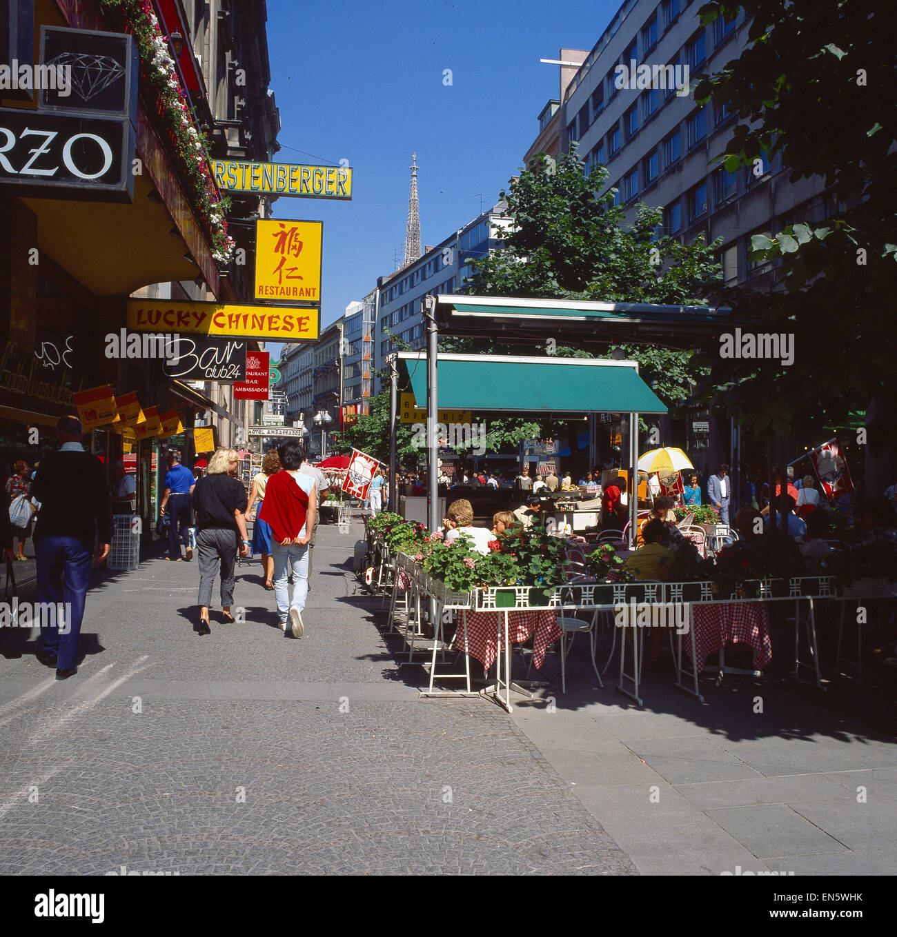 1970er wien hi-res stock photography and images - Alamy