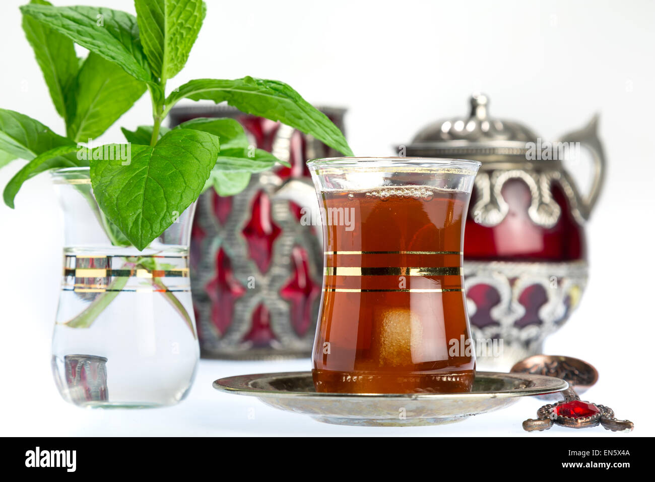 Mint tea - traditional Arabian refreshing drink Stock Photo - Alamy