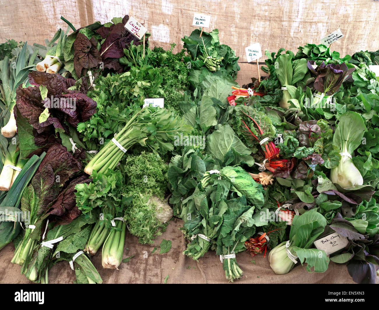 Vegetable market usa hi-res stock photography and images - Alamy