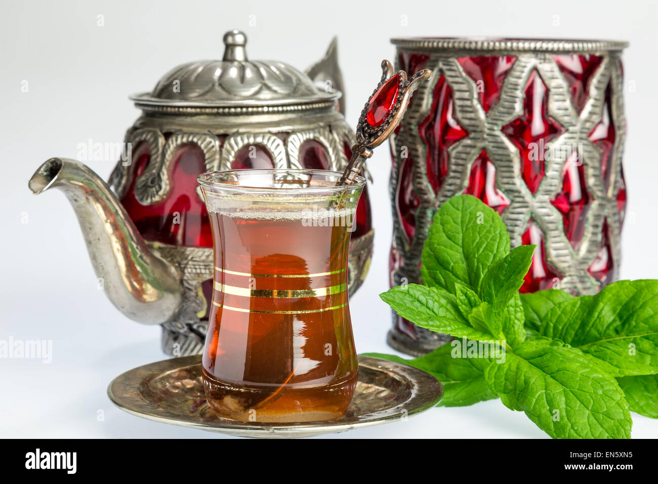 Mint tea - traditional Arabian refreshing drink Stock Photo - Alamy