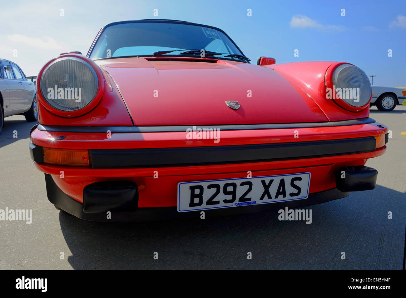 Classic porsche 911 hi-res stock photography and images - Alamy