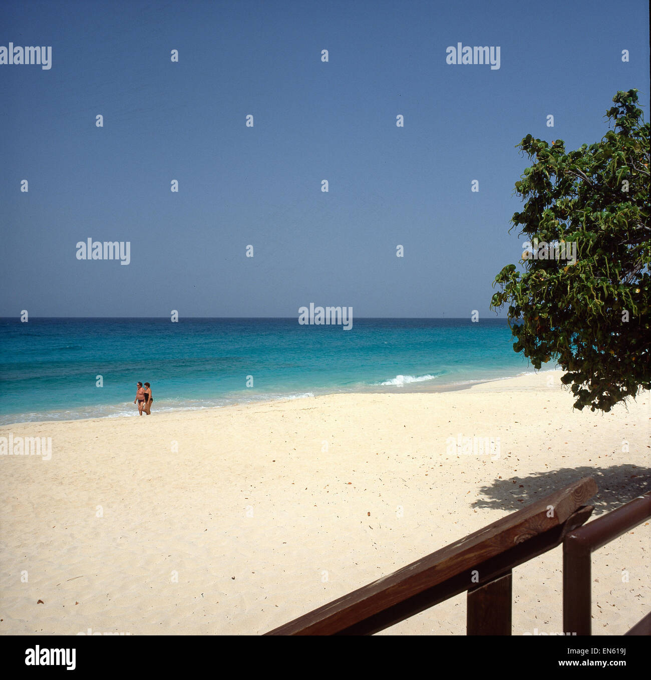 Mullet bay st maarten hi-res stock photography and images - Alamy