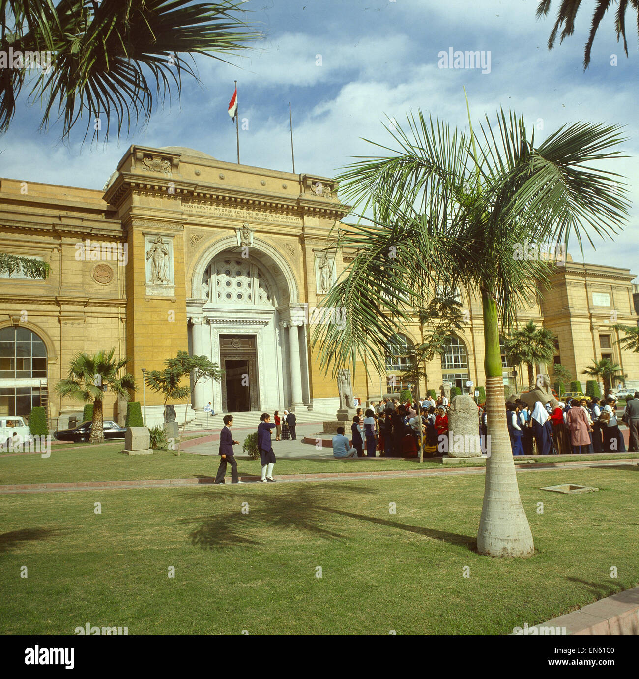 Ägypten, Kairo, Ägypt. National Museum Kairo Außenaufnahme Stock Photo ...