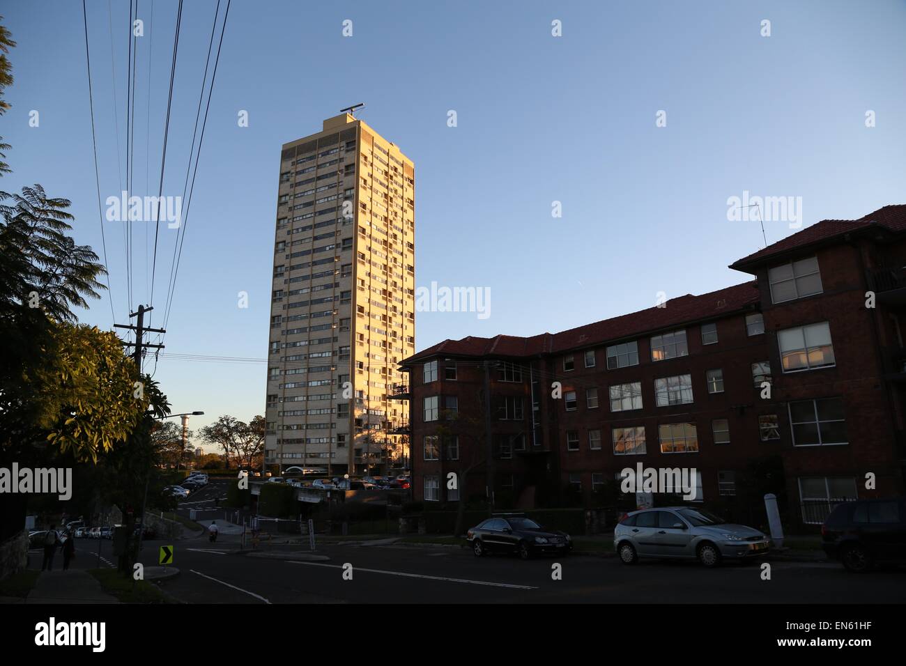 Blues Point Tower, McMahons Point, Sydney. Credit: Richard Milnes/Alamy ...