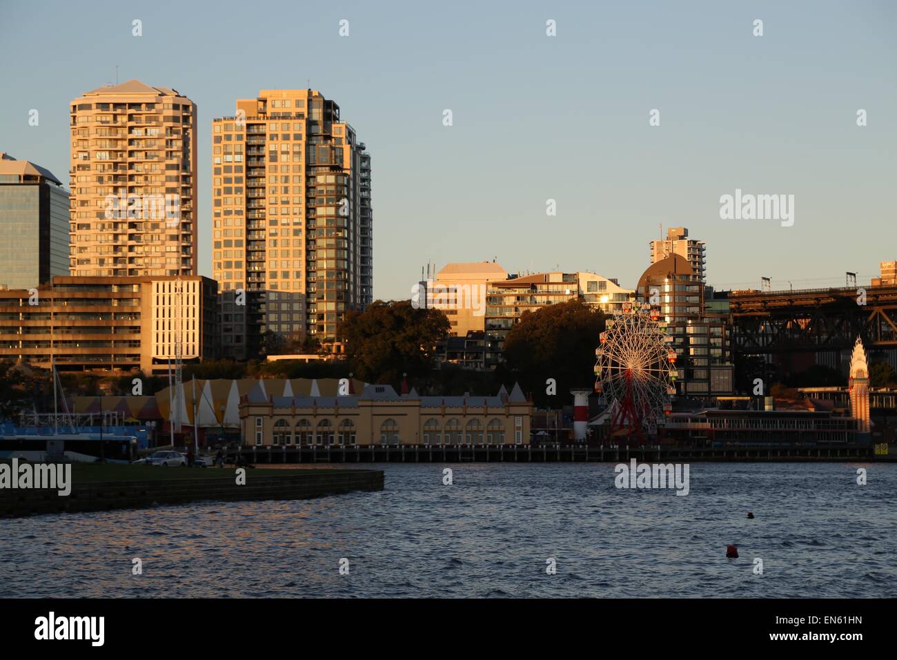 Luna Park at dusk viewed from Blues Point Reserve, McMahons Point in ...