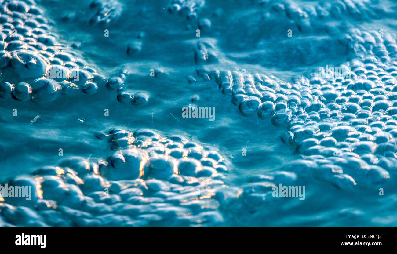 Bubbles in pool spa Stock Photo - Alamy