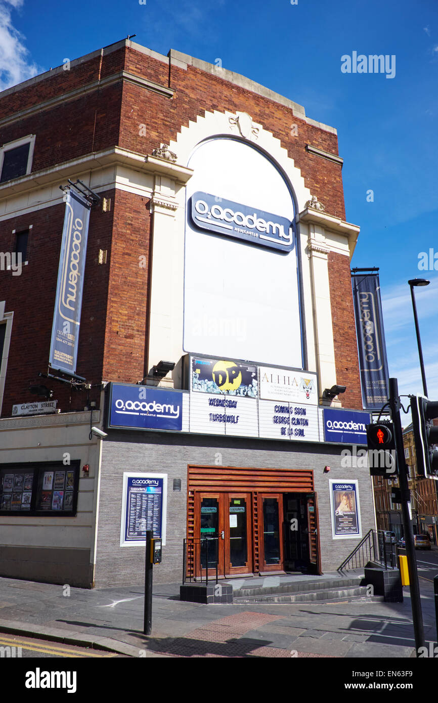 Newcastle upon tyne westgate road hi-res stock photography and images ...