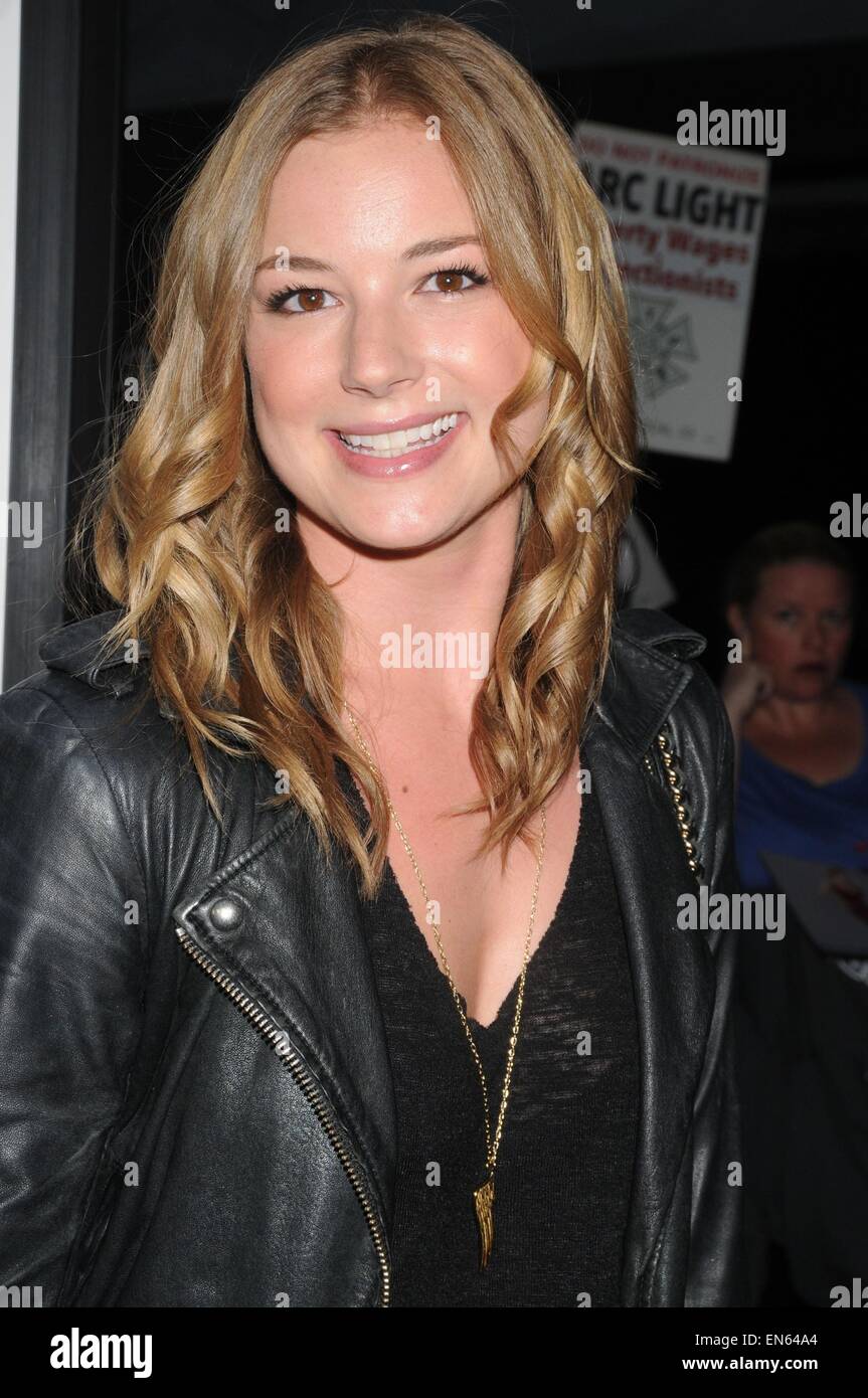 Actress emily vancamp hi-res stock photography and images - Alamy