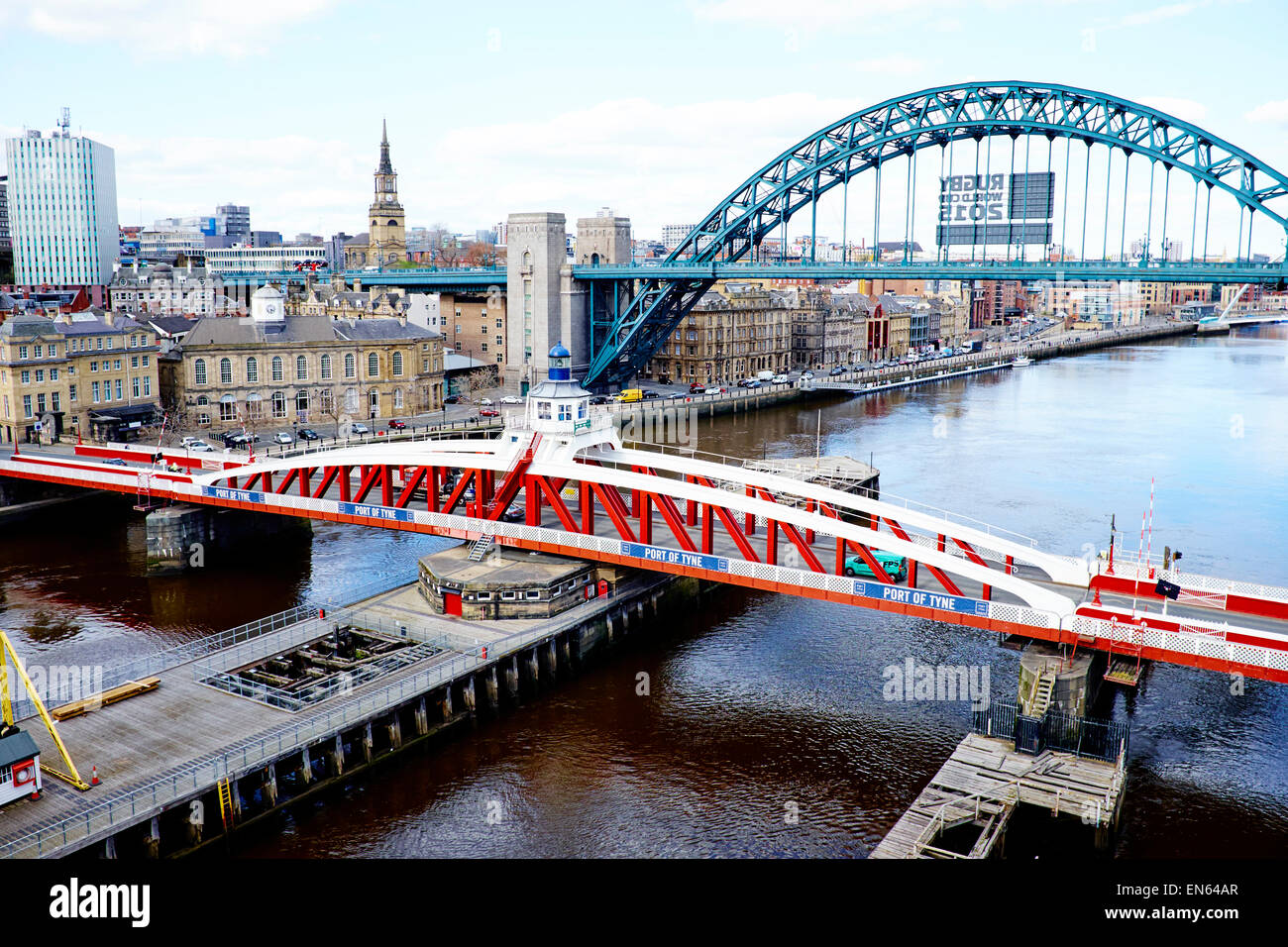 High level bridge hi-res stock photography and images - Alamy