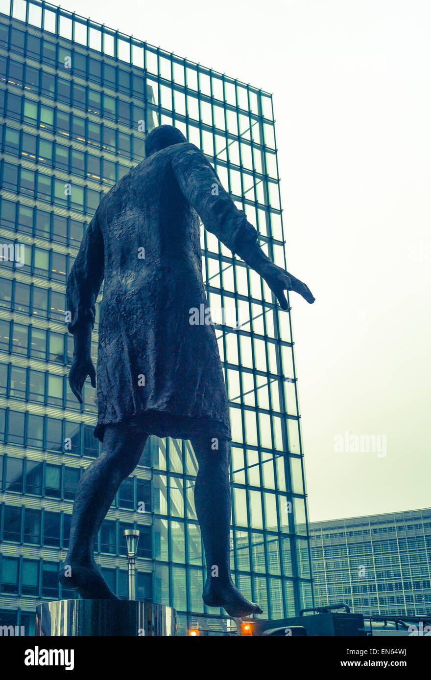 Eu parliament brussels statue High Resolution Stock Photography and ...
