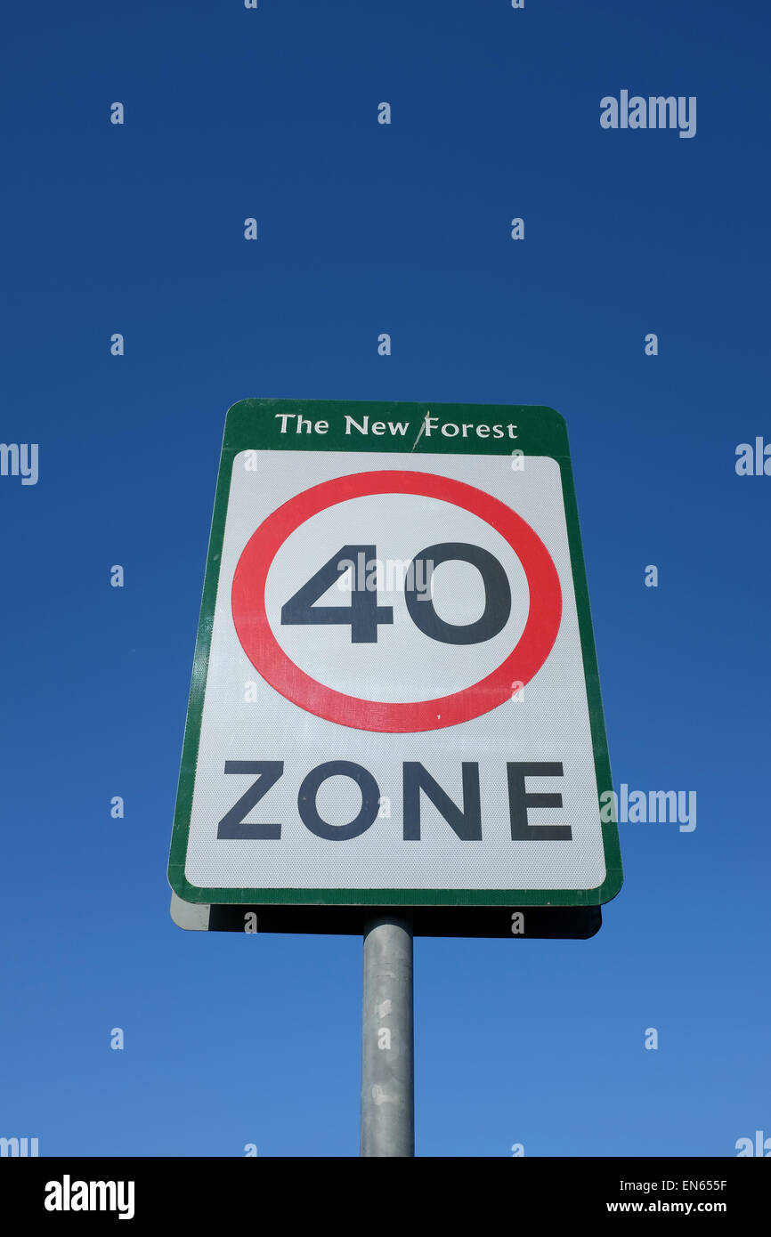 Road sign uk miles hi-res stock photography and images - Alamy
