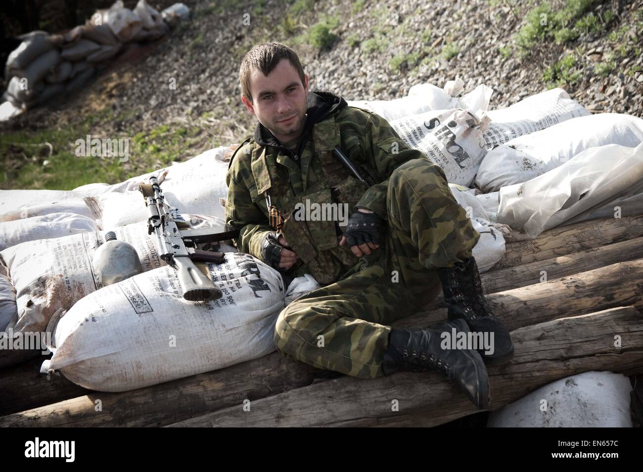 Donetsk peoples republic soldier hi-res stock photography and images ...
