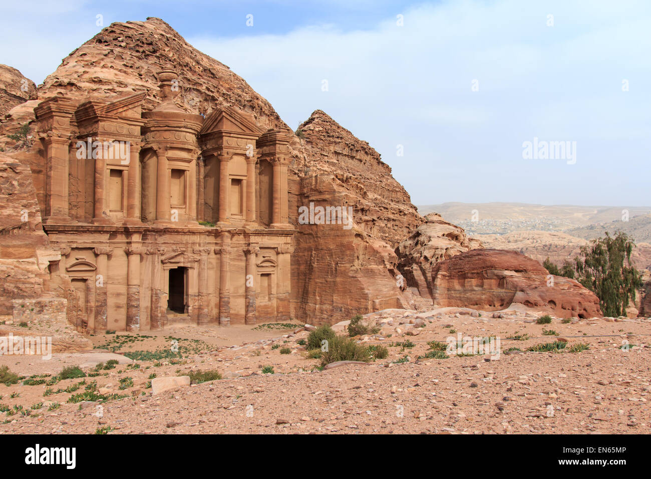 Ancient temple in Petra, Jordan Stock Photo - Alamy