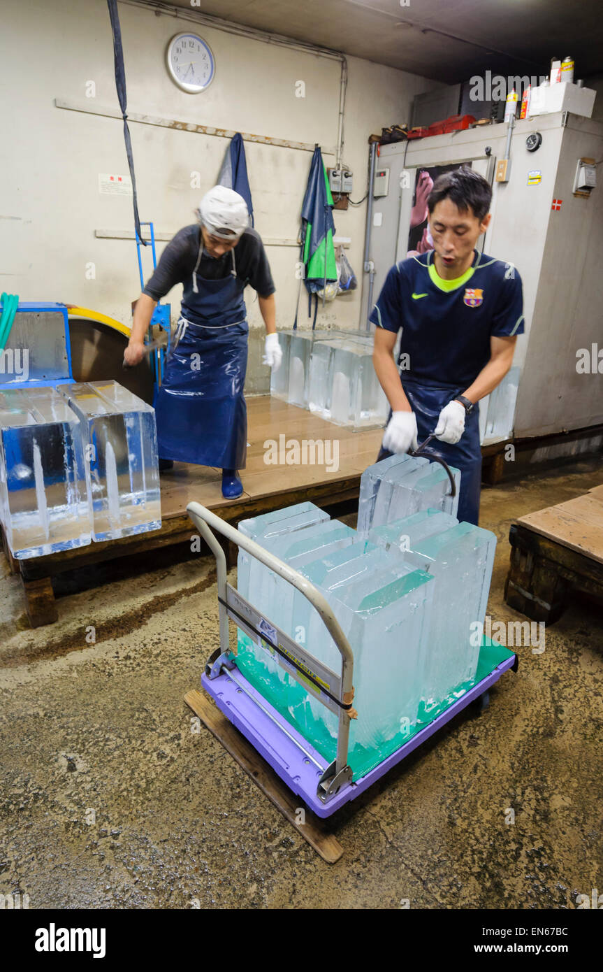 Cutting skills japan hi-res stock photography and images - Alamy