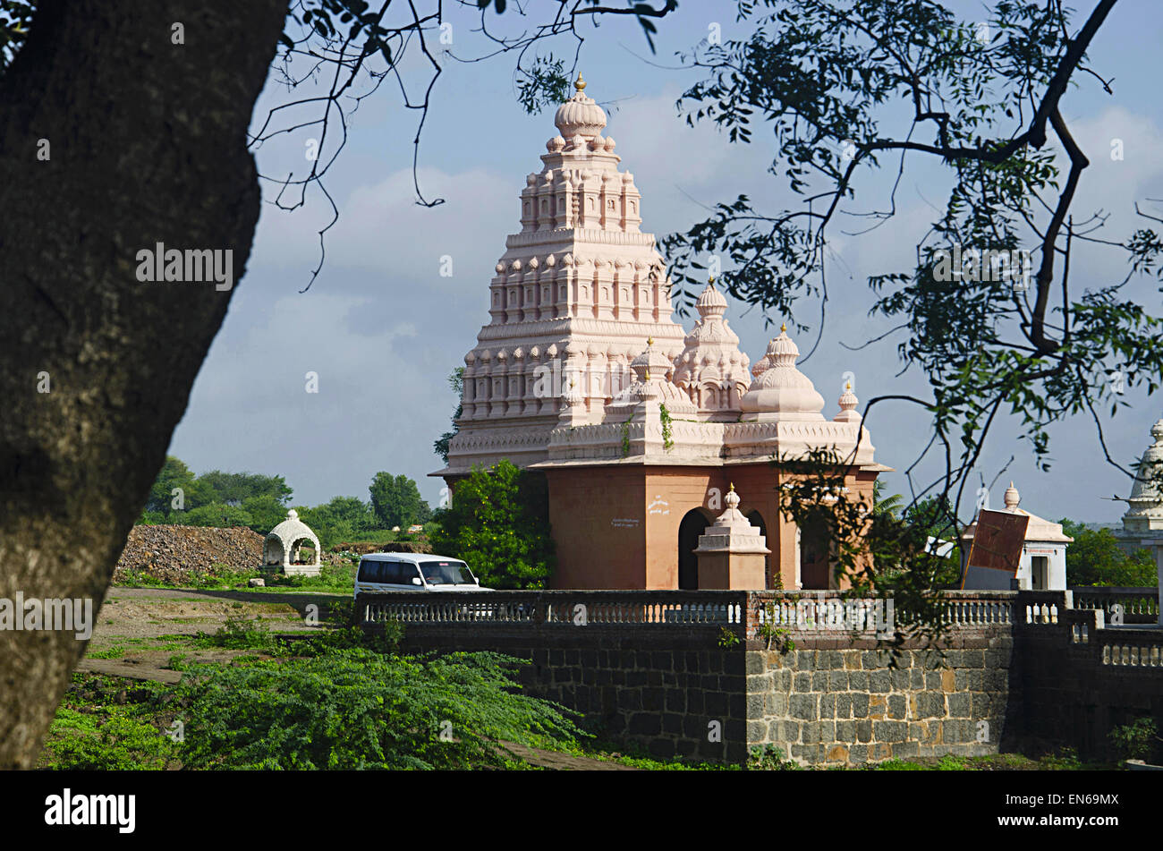 Scenic view of a Temple, Sangameshwar, Near Tulapur, Maharashtra, India ...