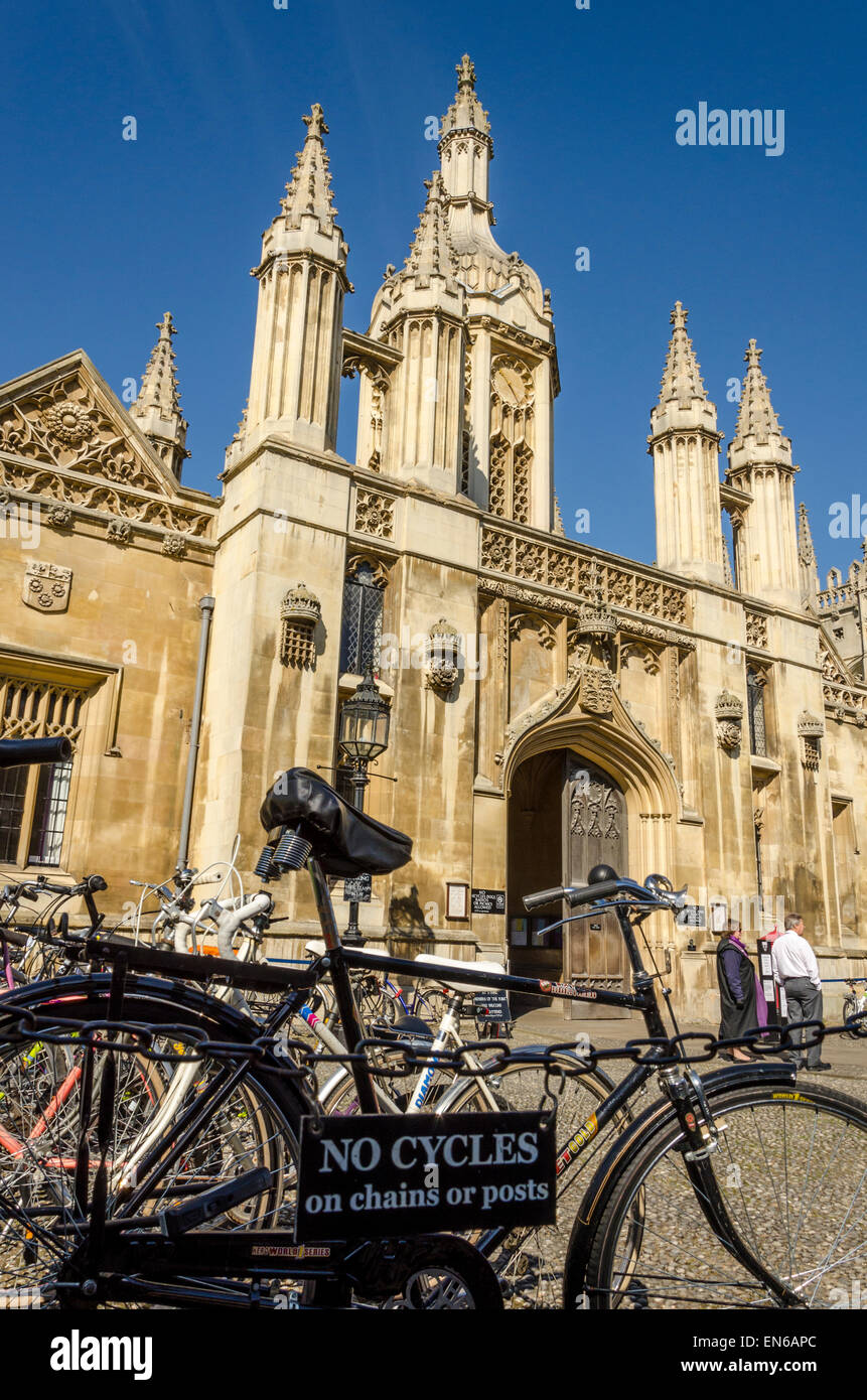 University of cambridge sign hi-res stock photography and images - Alamy