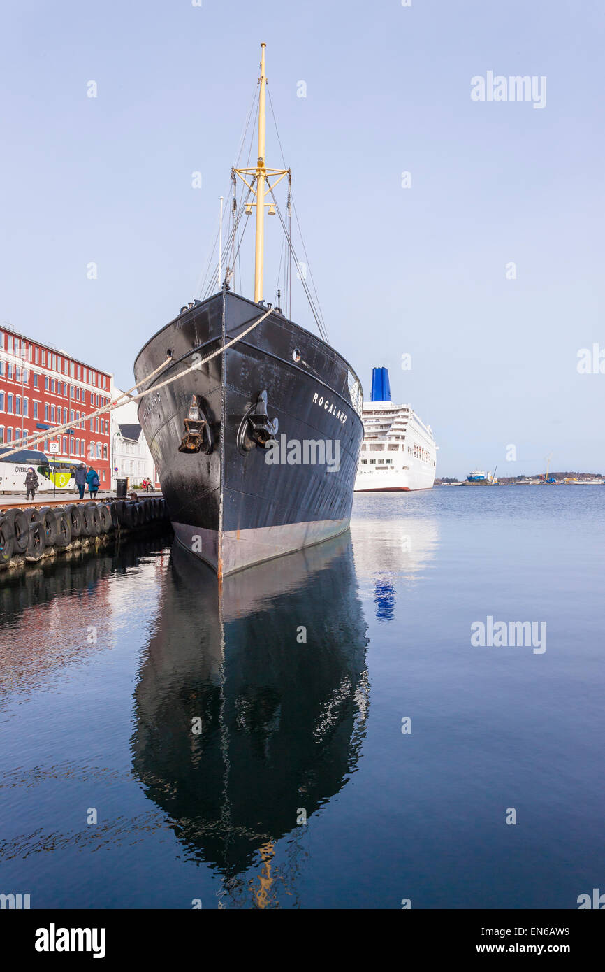 Norwegian steam hi-res stock photography and images - Alamy