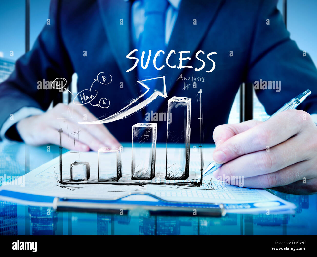 Success chart hi-res stock photography and images - Alamy