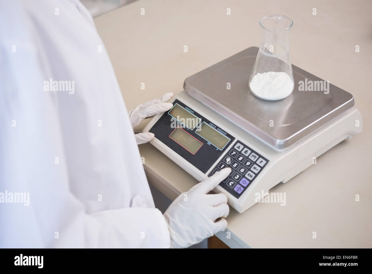 Weighing powder hi-res stock photography and images - Alamy