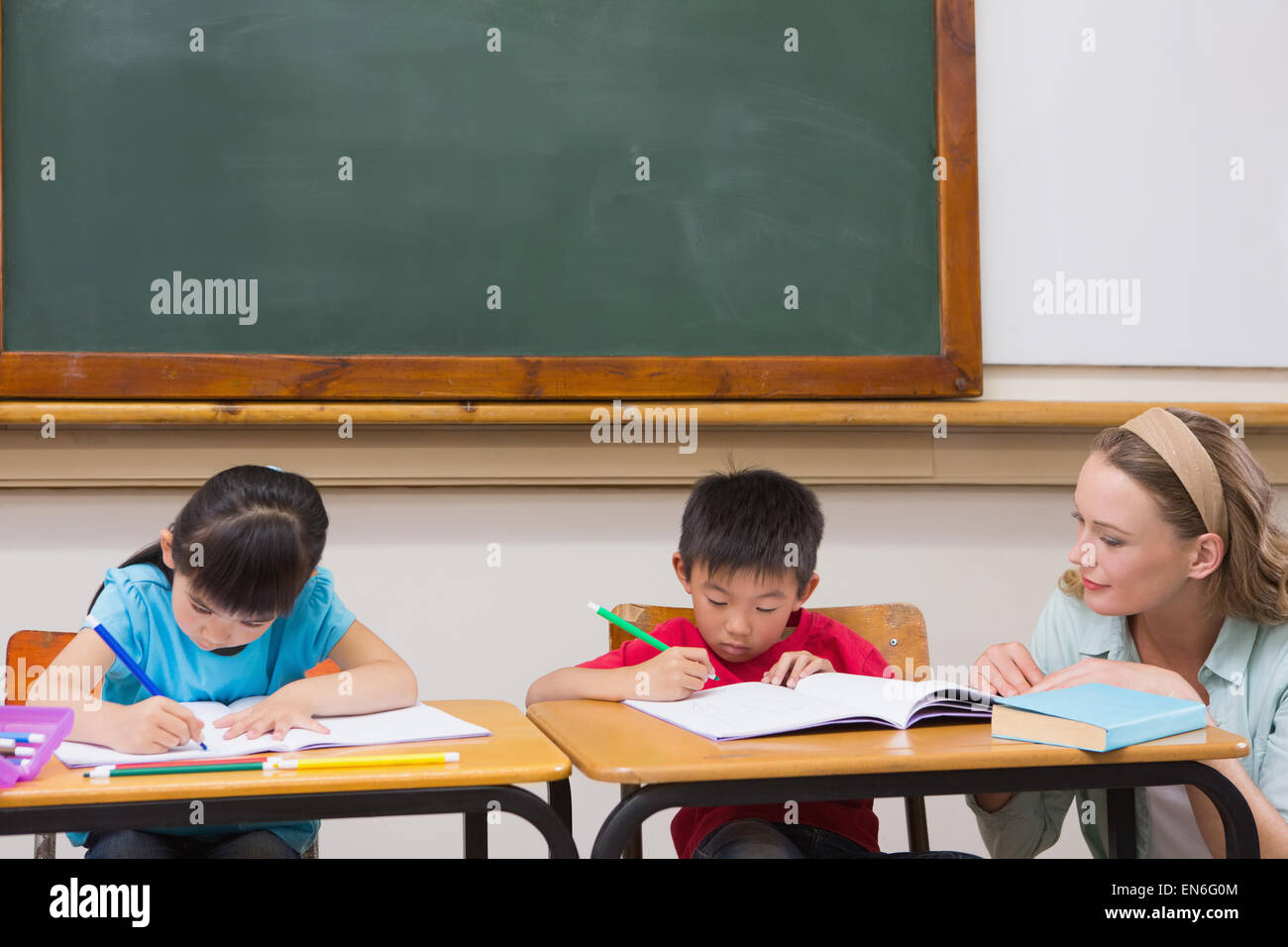 Classroom help hi-res stock photography and images - Alamy