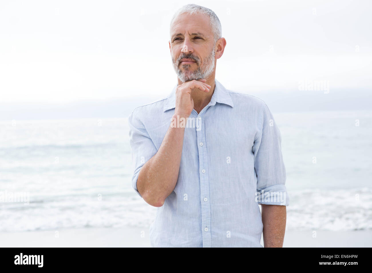 Thoughtful man sea hi-res stock photography and images - Alamy
