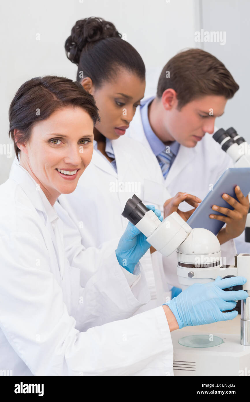 Microscope machine hi-res stock photography and images - Alamy