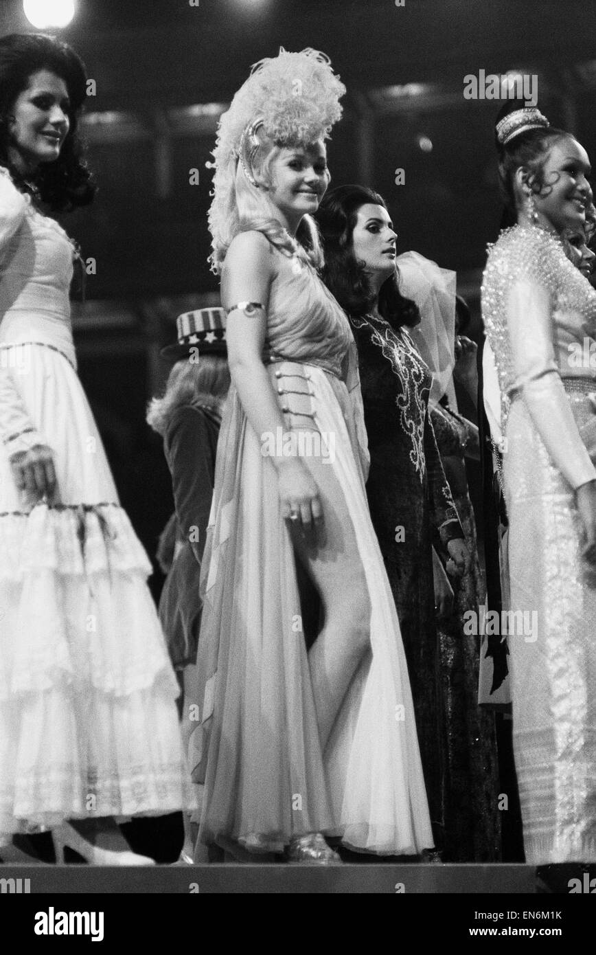 Miss World Competition at the Royal Albert Hall, 20th November 1970 ...