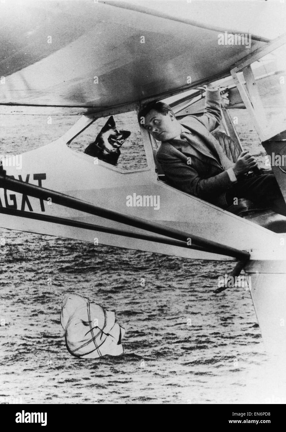 Donald Hume seen here just after being freed from eight years in prison ...