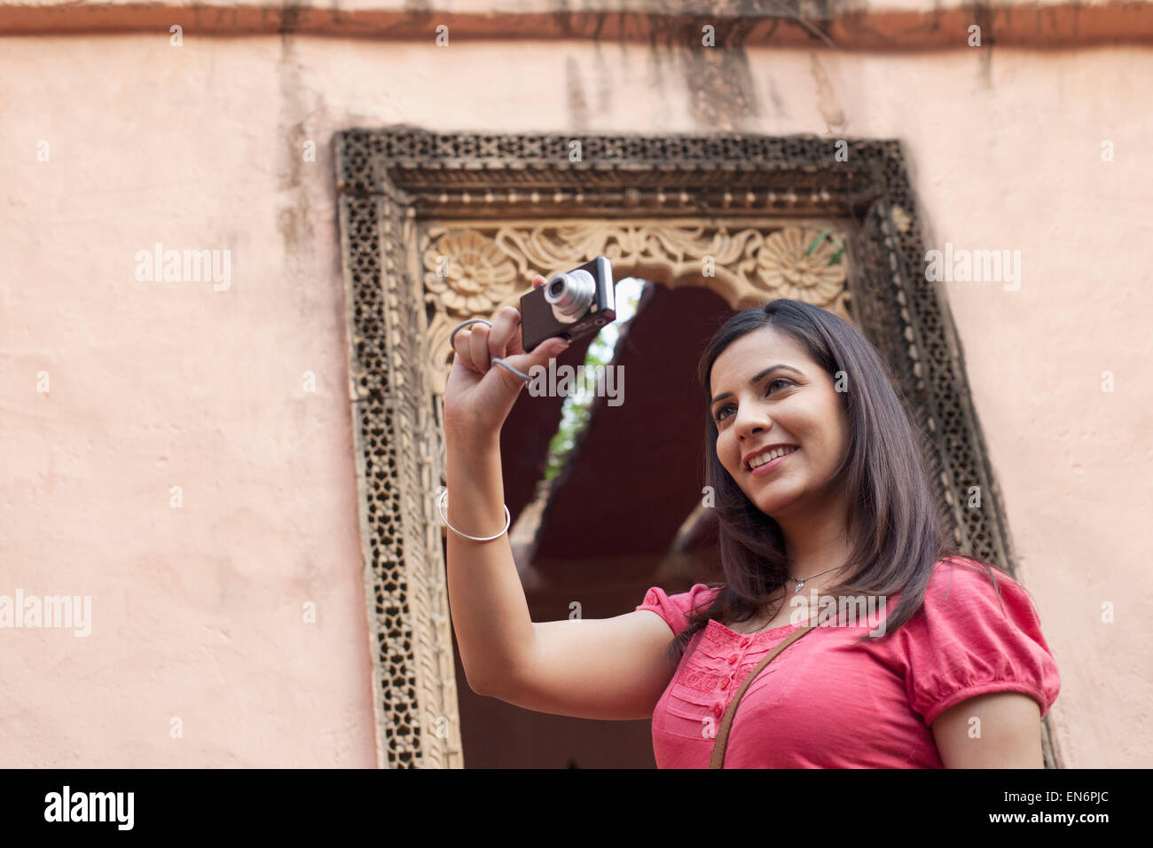 Kids Splashing Pool High Resolution Stock Photography and Images - Alamy