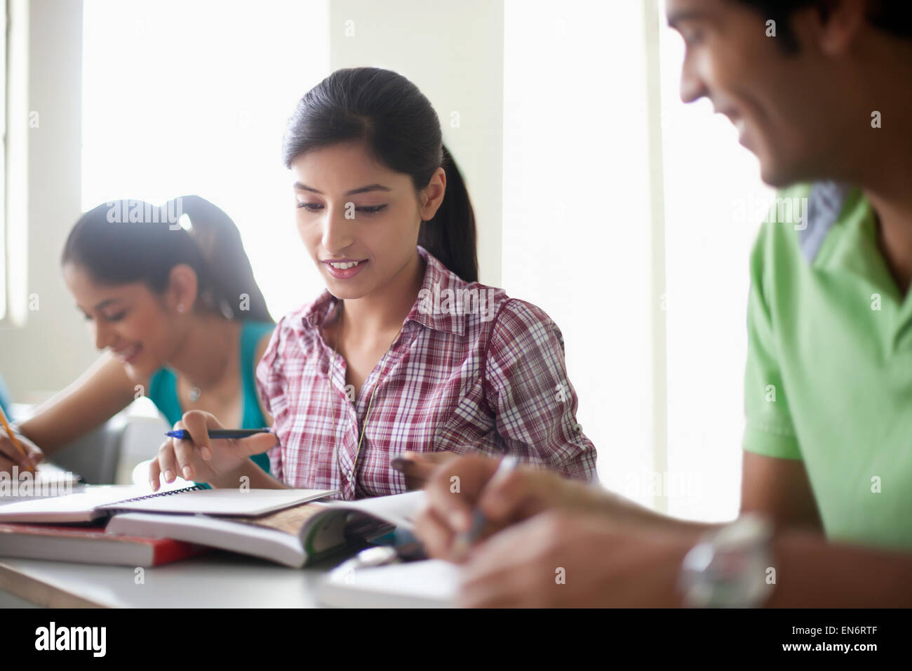 Females in classroom hi-res stock photography and images - Alamy