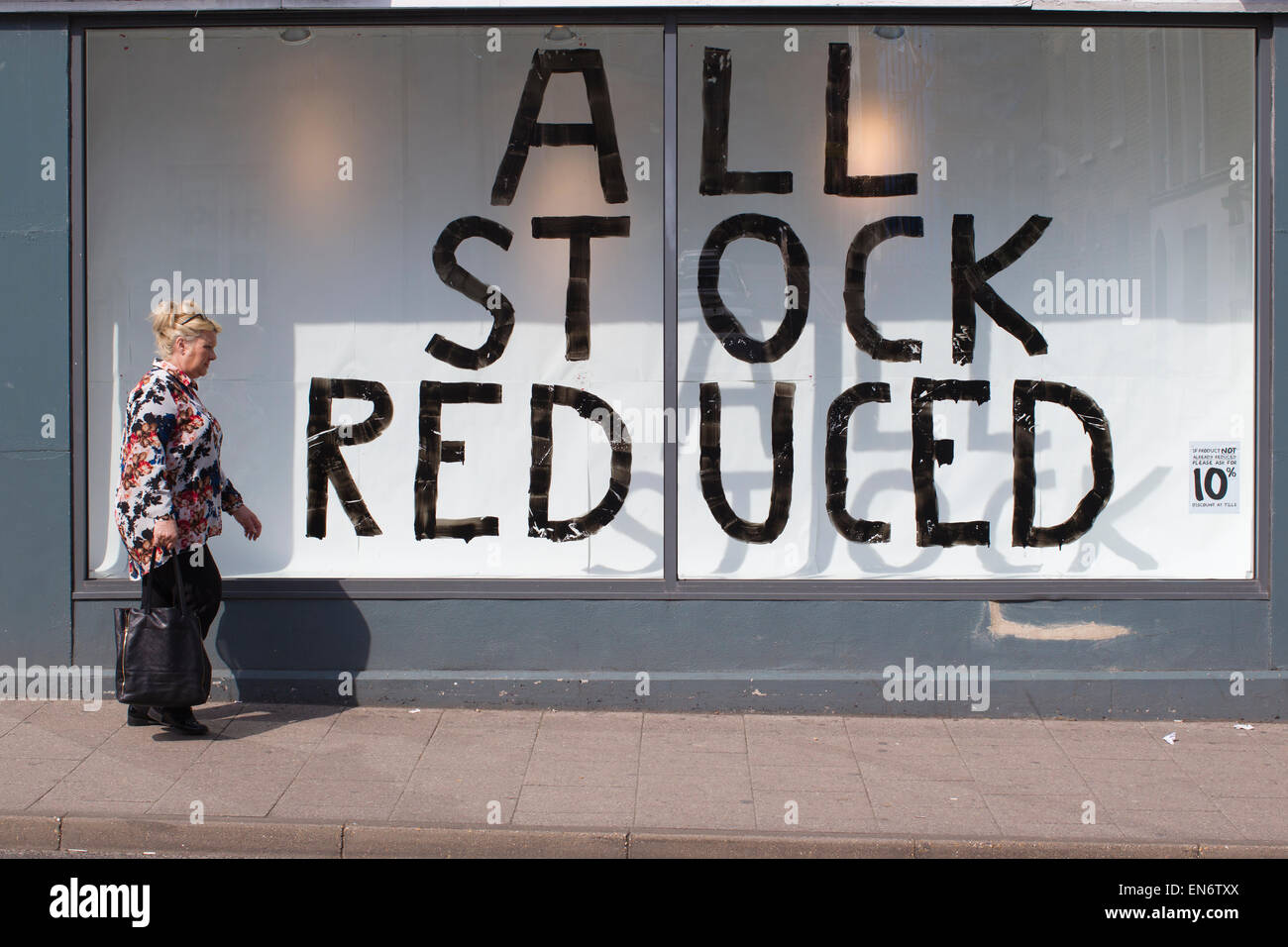 Economic retail hi-res stock photography and images - Alamy
