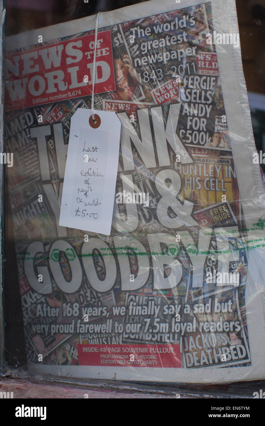 Tabloid hi-res stock photography and images - Alamy