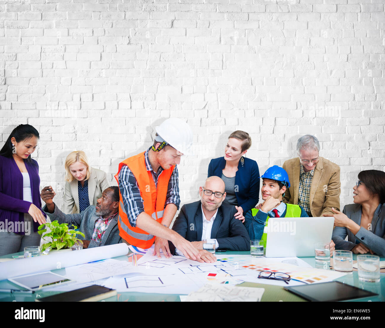 Engineer group hi-res stock photography and images - Alamy