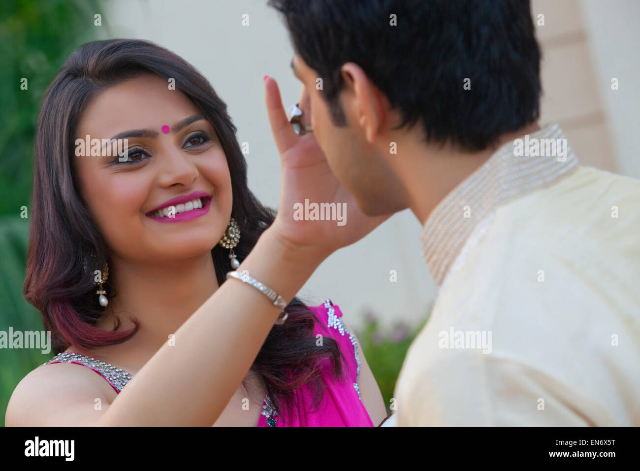 Pink tika woman young hi-res stock photography and images - Alamy