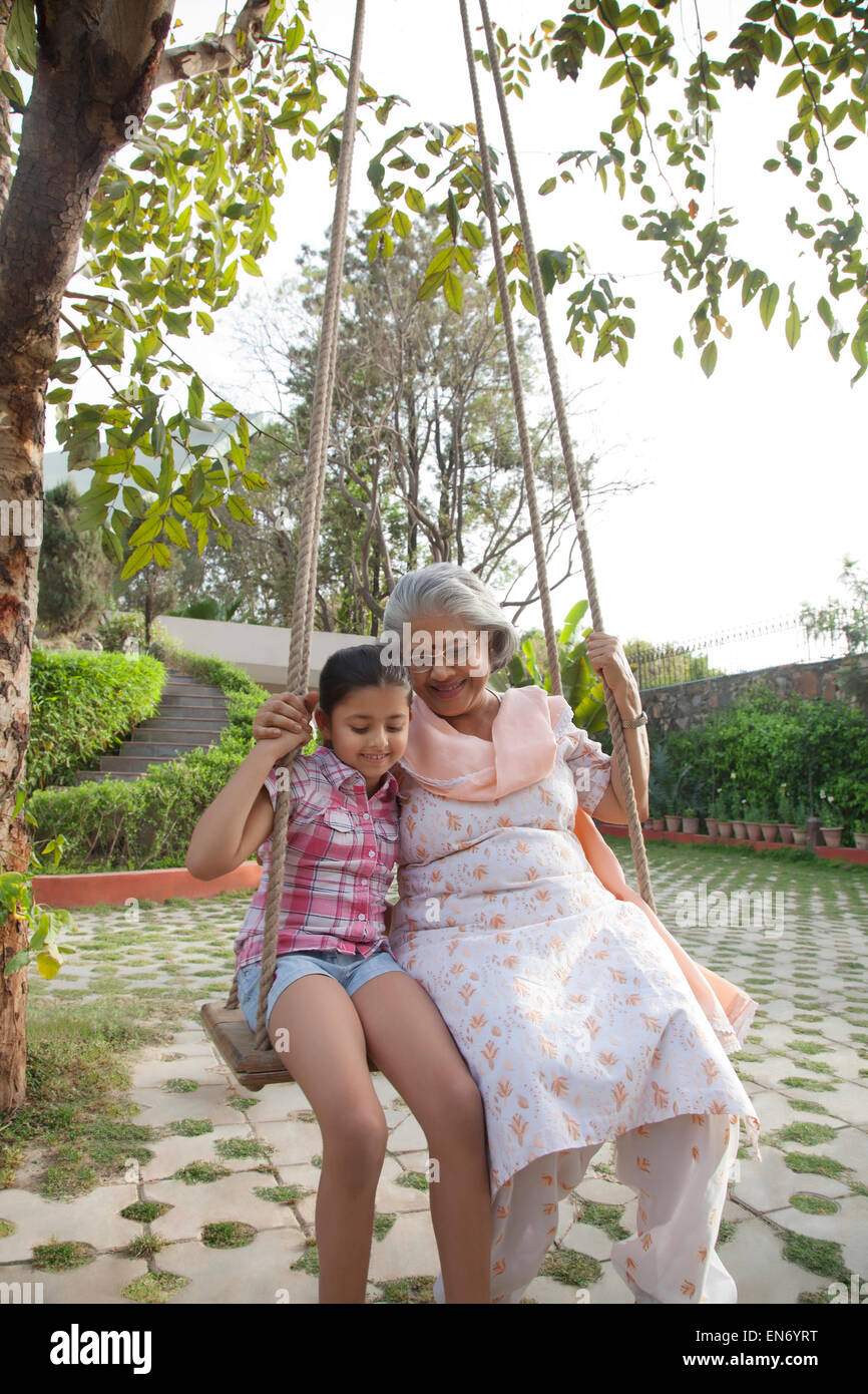 Old couple bench hi-res stock photography and images - Alamy