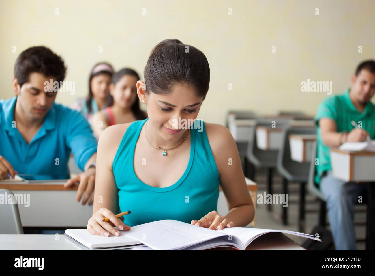 Graduate 1 hi-res stock photography and images - Alamy