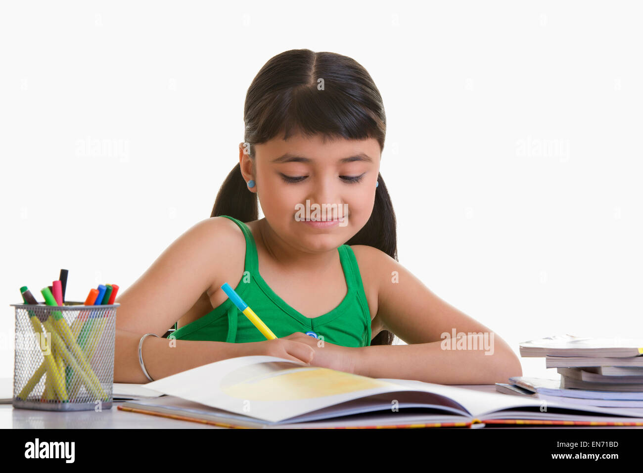 Girl studying hi-res stock photography and images - Alamy