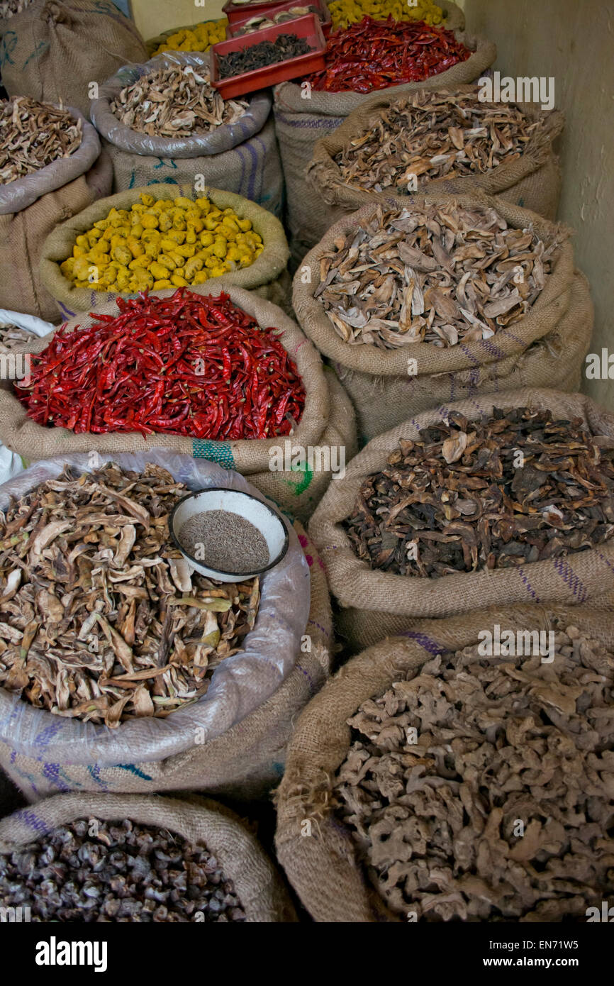 Sacks of dried foods at the market Stock Photo - Alamy