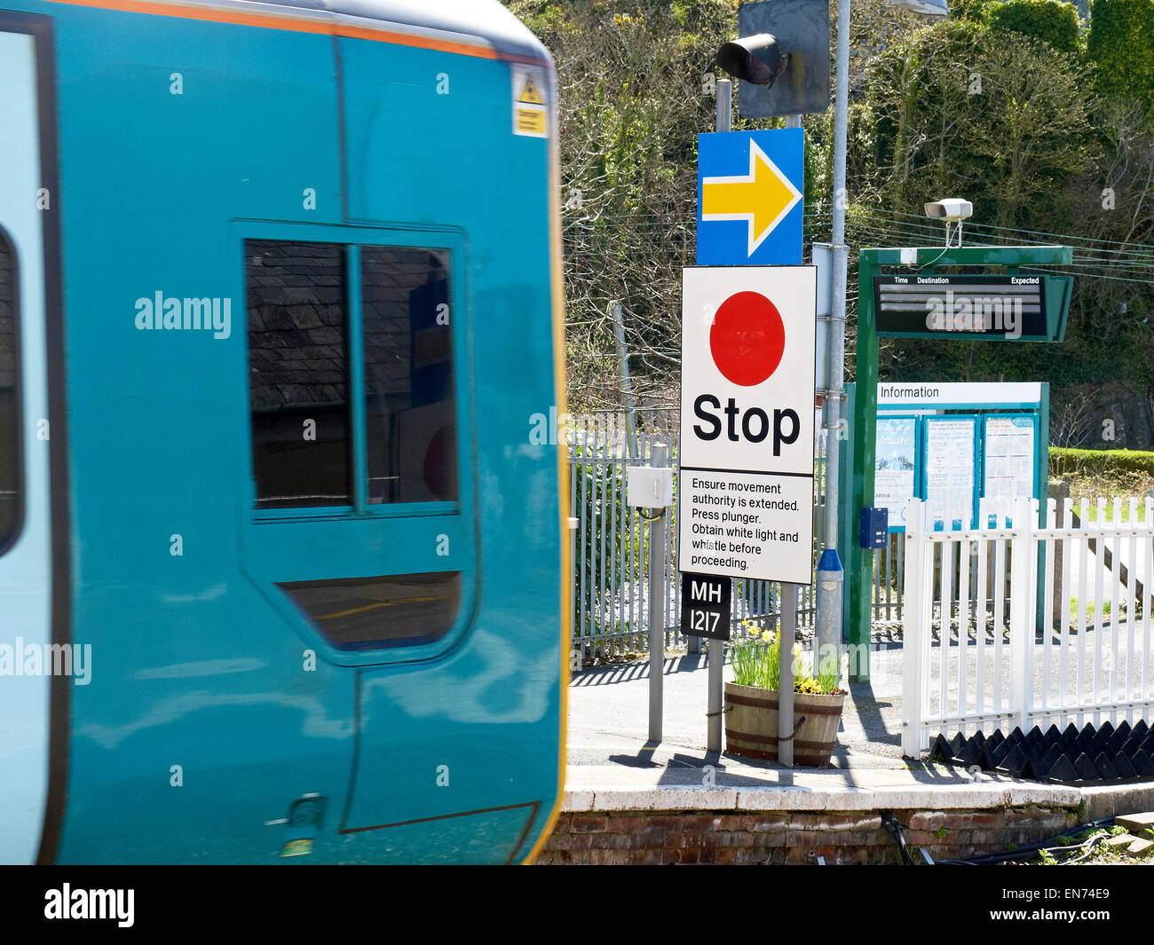 Train driver hi-res stock photography and images - Alamy