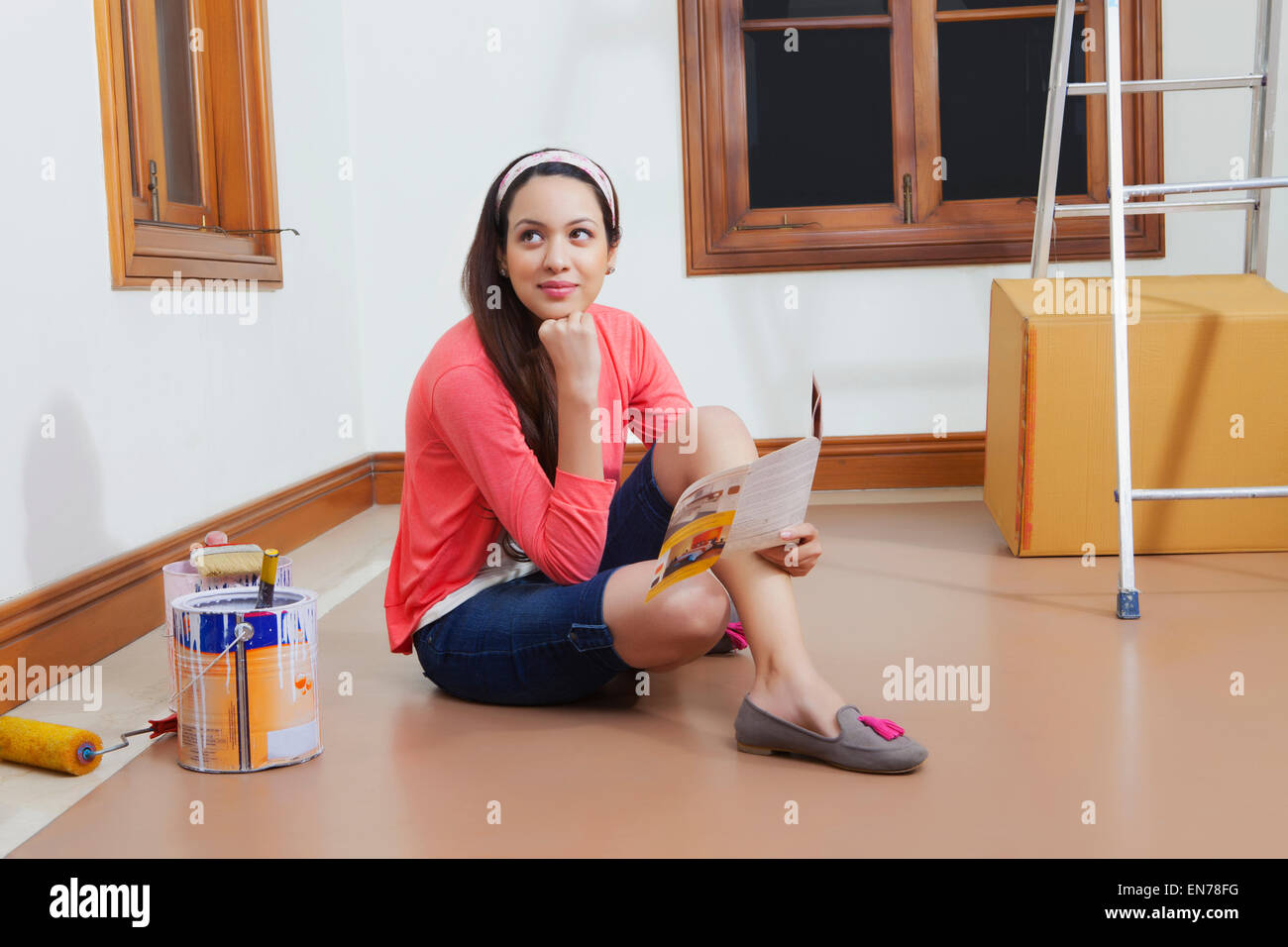 Three quarter view shows hi-res stock photography and images - Alamy