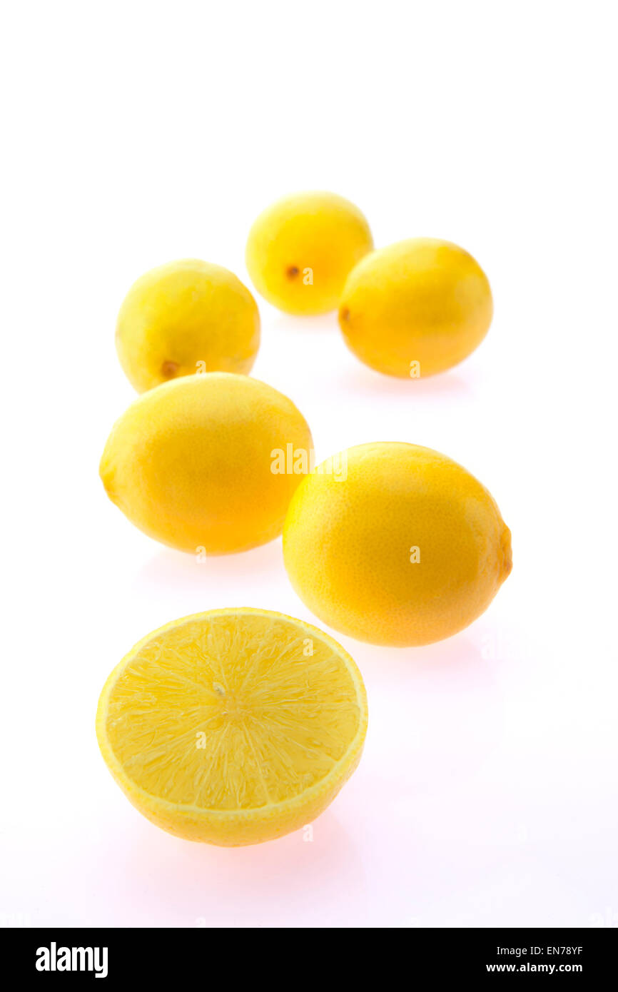 Slice of lemon Stock Photo - Alamy