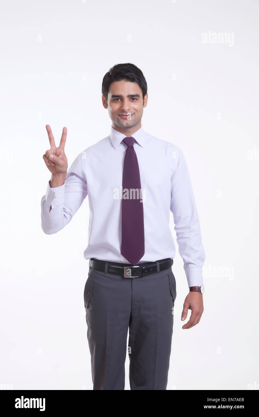 Giving peace sign hi-res stock photography and images - Alamy