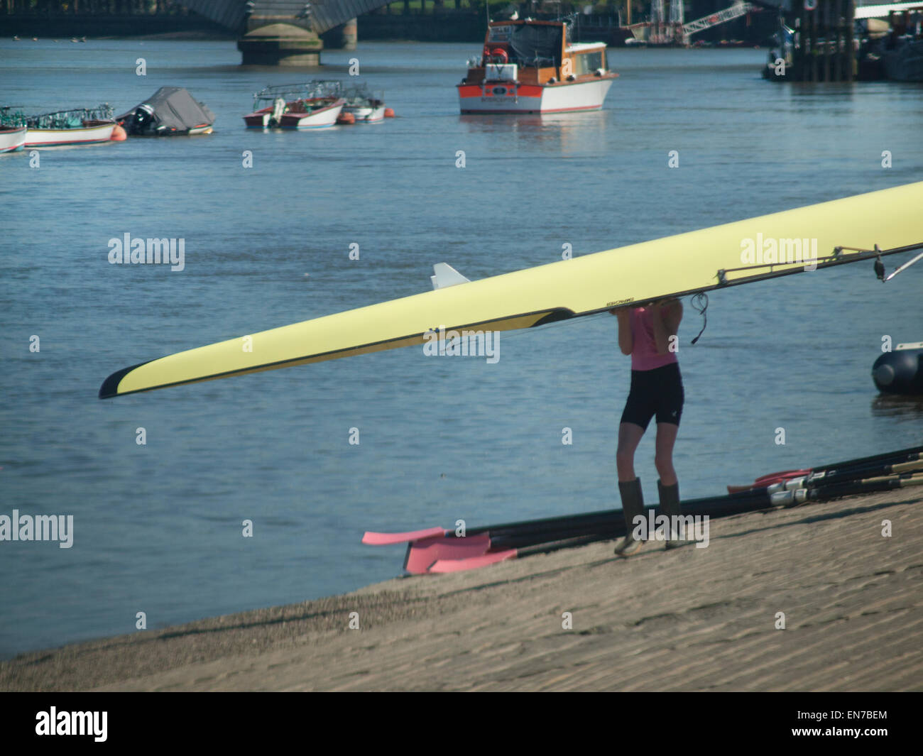 Putney embankment hi-res stock photography and images - Alamy