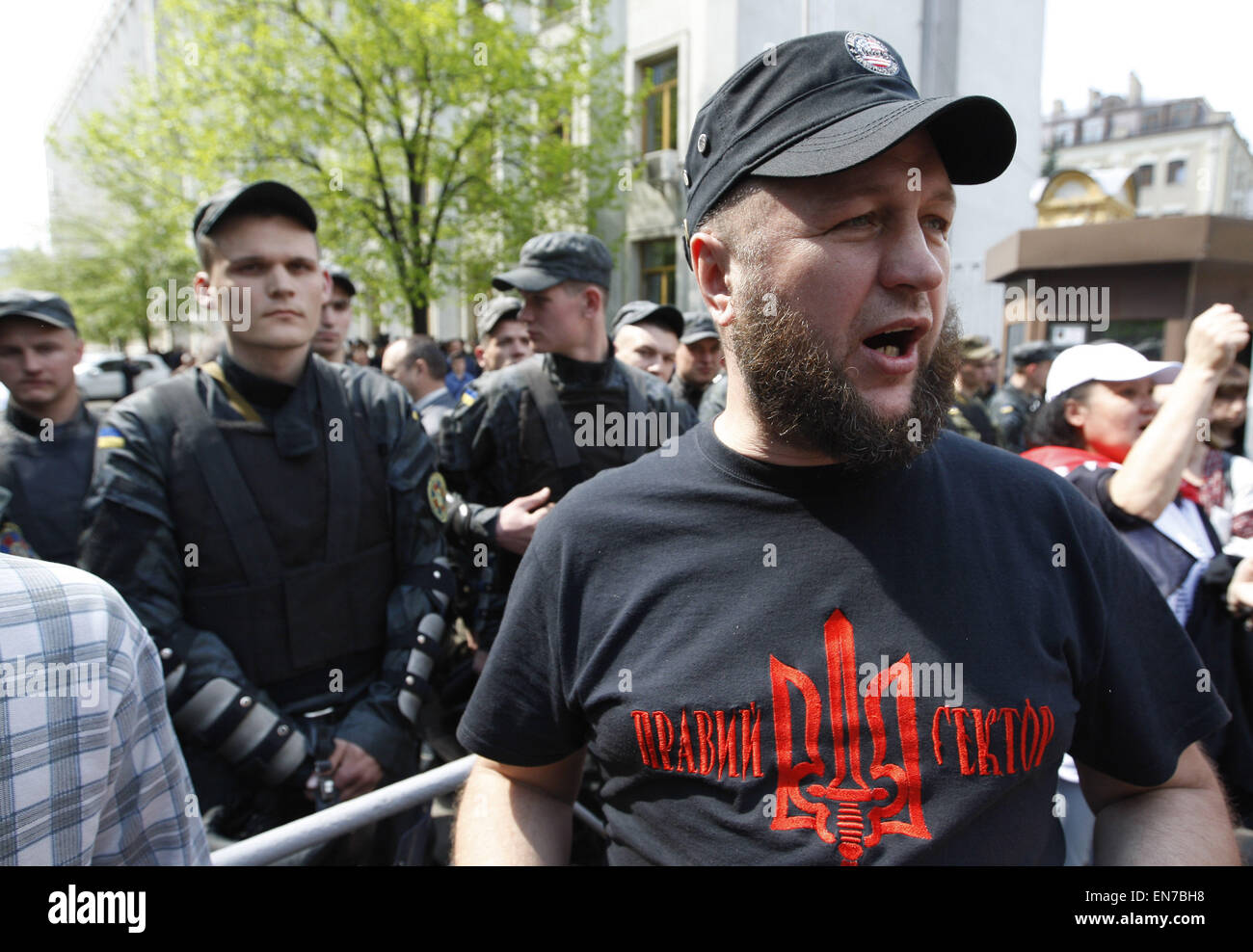 Kiev, Ukraine. 29th Apr, 2015. Fighters from the Ukrainian volunteers ...