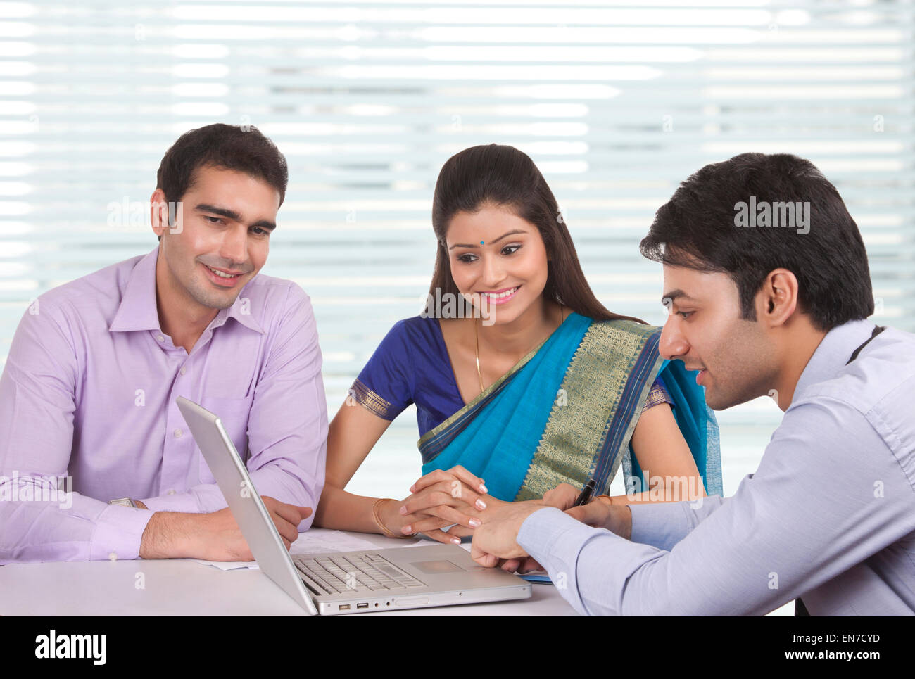 Insurance advisor hi-res stock photography and images - Alamy