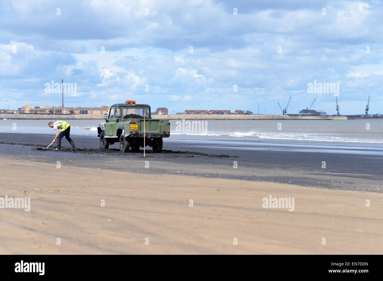 Coal On Beach Stock Photos & Coal On Beach Stock Images - Alamy