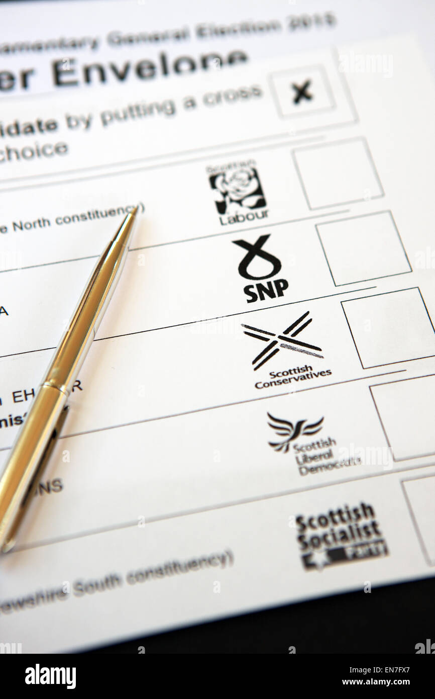 Voting 2015 hi-res stock photography and images - Alamy