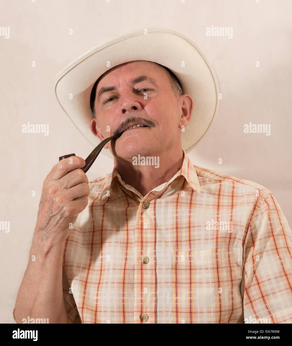 Hillbilly pipe hi-res stock photography and images - Alamy