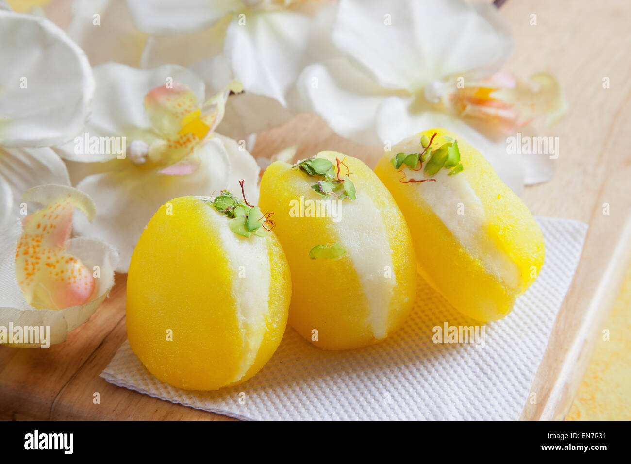 Bengali sweets hi-res stock photography and images - Alamy