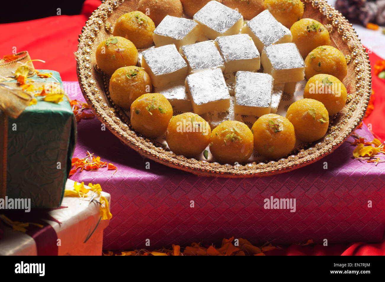 Barfi Hintergrundbilder HD